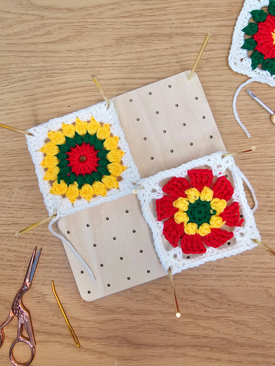 Mini Blocking Board and Pins – Fully Woolly Yarns